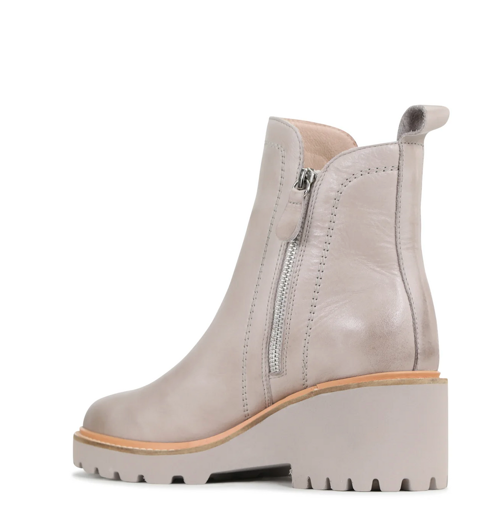 Shop Eos Parson Stone Women Premium Leather Boots | Zeke Collection NZ